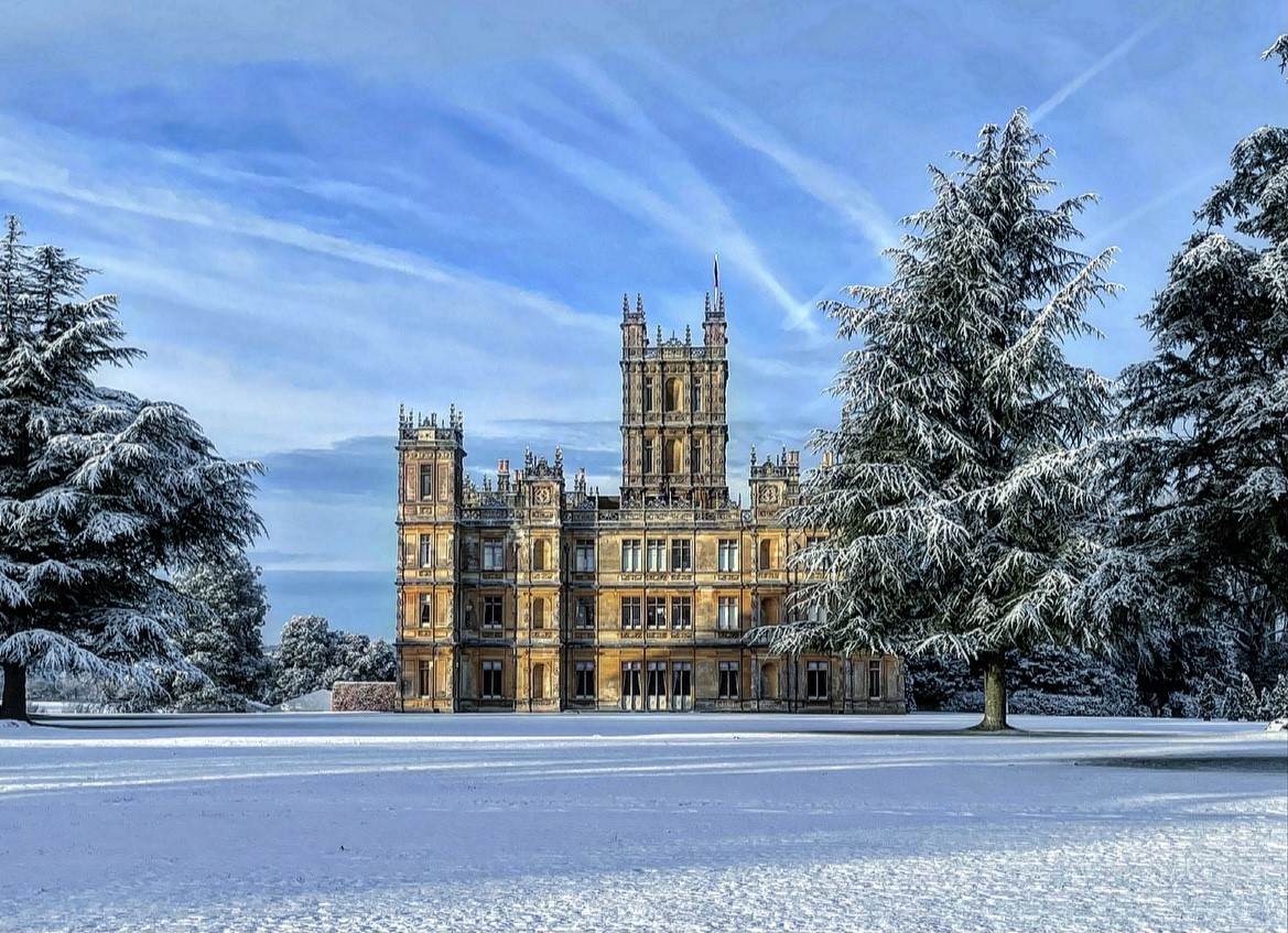 Julie-Charlton-Highclere-Castle-1 – Arlington Arts Centre